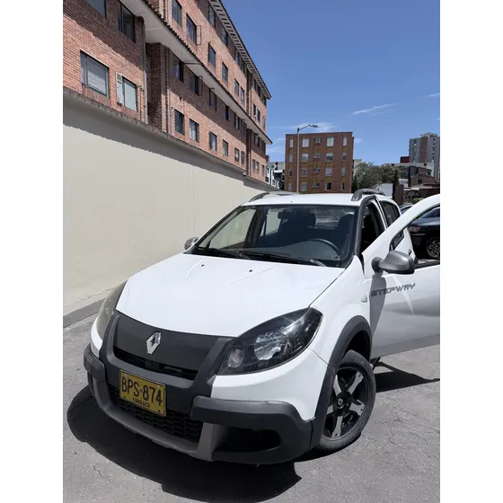 Stepway 2013 - Carros y Camionetas Renault | TuCarro