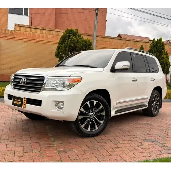 Toyota Land Cruiser Vxr - Carros y Camionetas | TuCarro