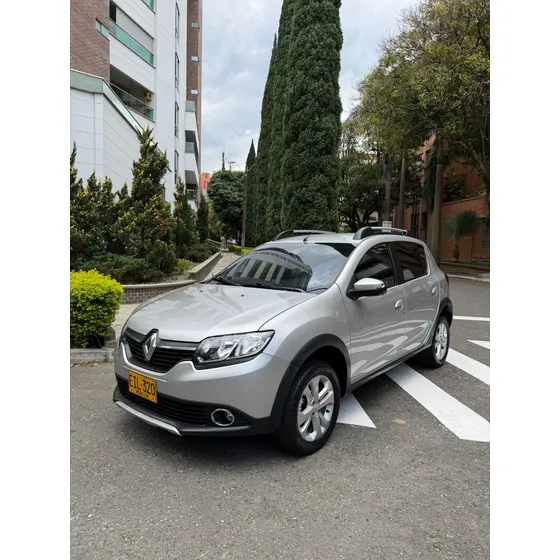 Sandero Stepway Usado - Carros y Camionetas | TuCarro