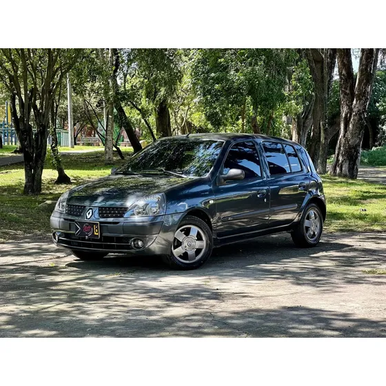 Renault Clio Expression 2004 - Carros y Camionetas Renault Clio | TuCarro
