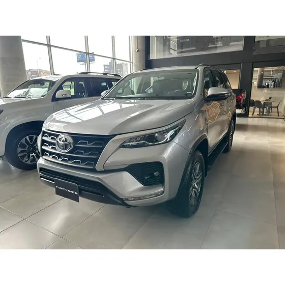 Venta De Carros En Colombia - Carros y Camionetas | TuCarro