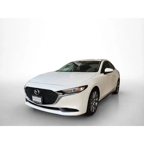Mazda Mazda 3: 697 autos a partir de $250,000 MXN