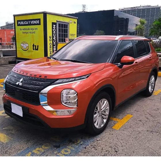 Carros y Camionetas Mitsubishi Outlander | TuCarro