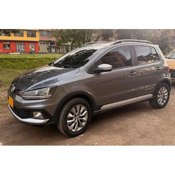 Volkswagen Crossfox - Carros y Camionetas | TuCarro