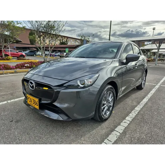Mazda 2 Usado: Comprar carros usados, seminuevos y nuevos