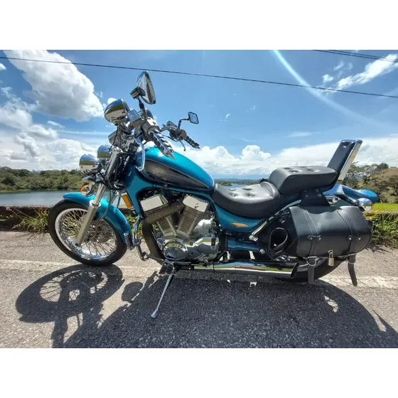 Suzuki Intruder - Motos | TuCarro