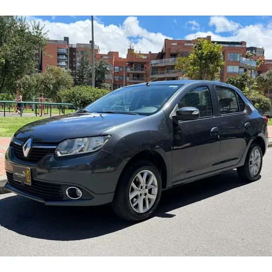 Renault Logan 2018: Comprar 24 carros usados, seminuevos y nuevos