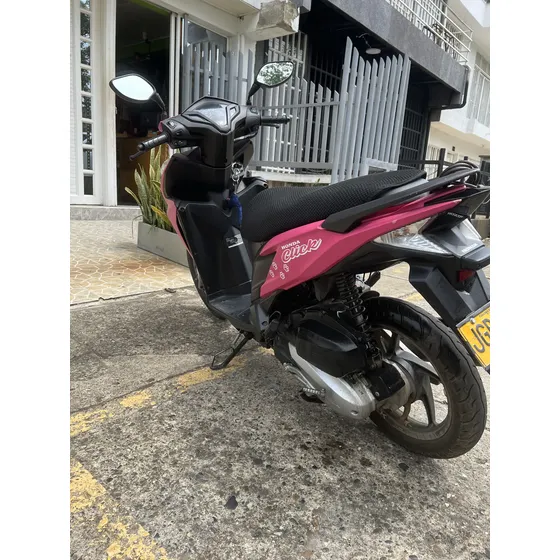 Honda Click 125i - Motos | TuCarro
