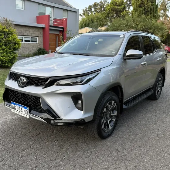 Toyota SW4 2024: Comprar 42 autos usados, seminuevos y nuevos
