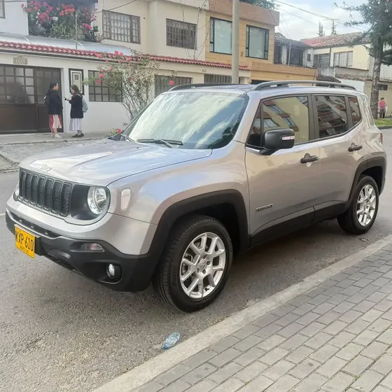Carros y Camionetas Jeep Renegade | TuCarro