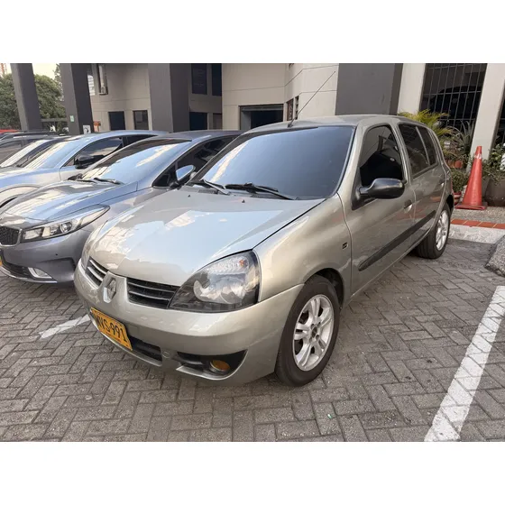 Renault Clio 2026 - Carros y Camionetas 2013, concesionario | TuCarro