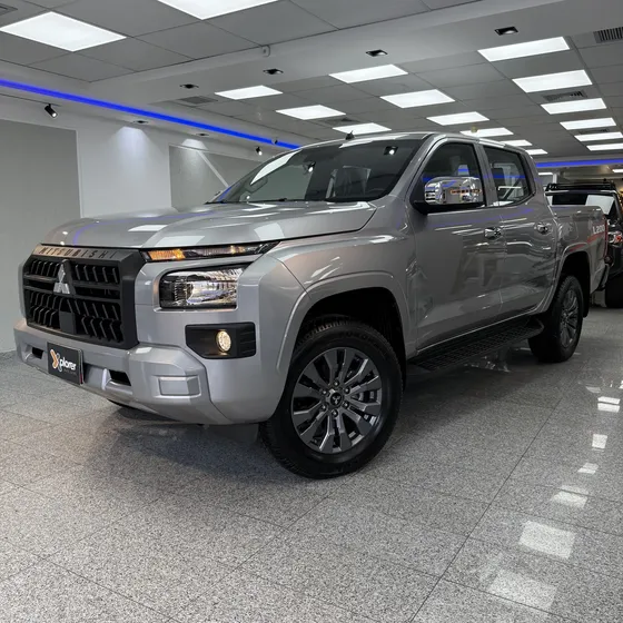 Mitsubishi+l - Carros y Camionetas Mitsubishi L200 2025 | TuCarro