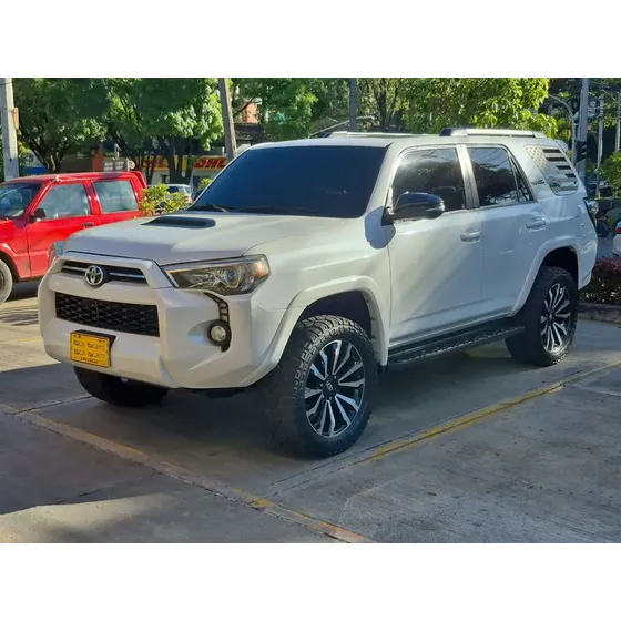 Toyota Ford Runner - Carros y Camionetas Toyota 4Runner | TuCarro