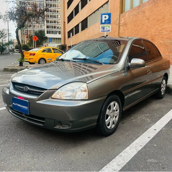 Kia Stylus - Carros y Camionetas Kia | TuCarro