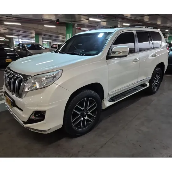 Toyota Prado 2015: Comprar carros usados, seminuevos y nuevos