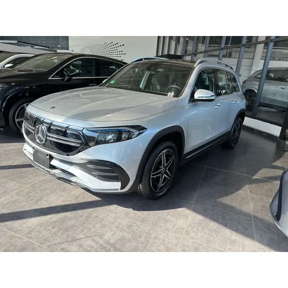 Mercedes+benz+eqb+eqb+300+4matic - Carros y Camionetas | TuCarro