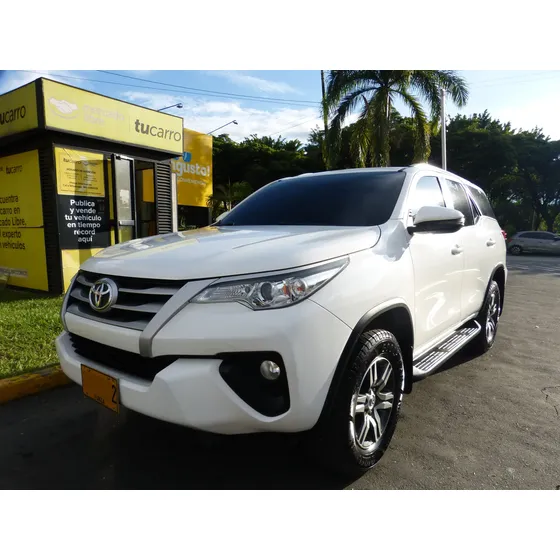 Carros y Camionetas Toyota 2019 | TuCarro