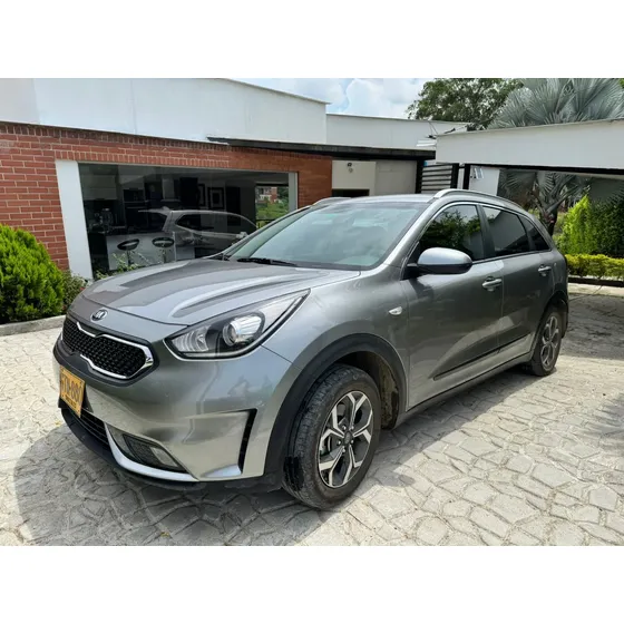 Kia Niro 2026 Price - Carros y Camionetas en Risaralda | TuCarro