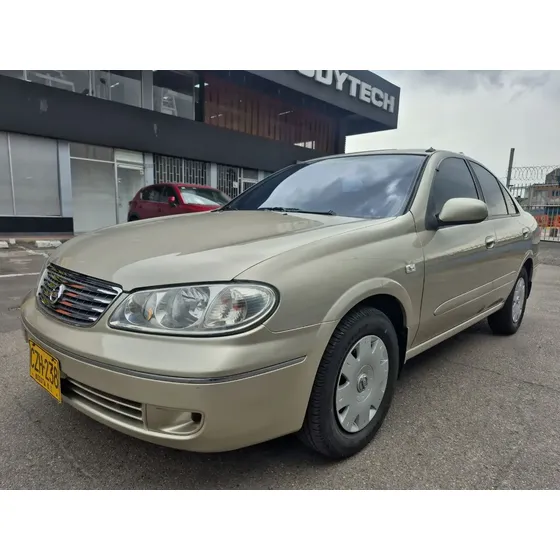Carros y Camionetas Almera | TuCarro