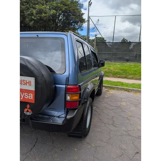 Montero Mitsubishi 2.4 - Carros y Camionetas | TuCarro