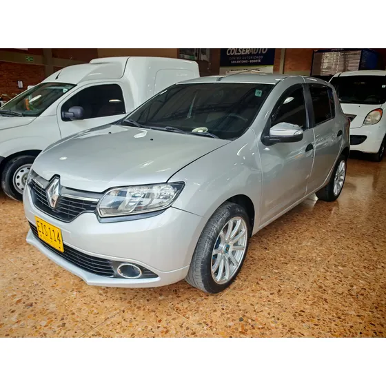 Renault Sandero Expression - Carros y Camionetas Renault Sandero | TuCarro