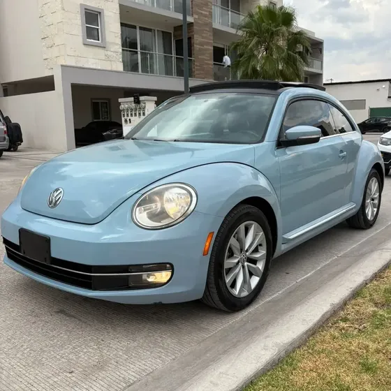 Volkswagen Beetle 2013: Comprar auto usado, seminuevo y nuevo