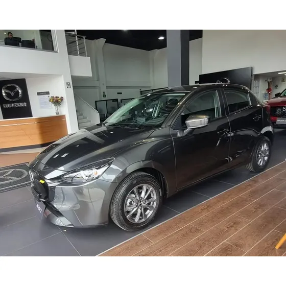 Mazda 2 2026 - Carros y Camionetas | TuCarro