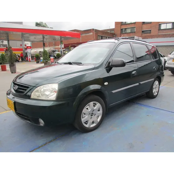 Kia Karens - Carros y Camionetas | TuCarro
