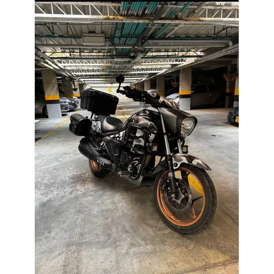 Suzuki Intruder - Motos | TuCarro