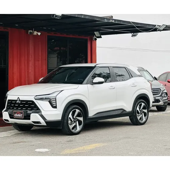 Mitsubishi Outlander 2025: 16 autos a partir de $400,000 MXN