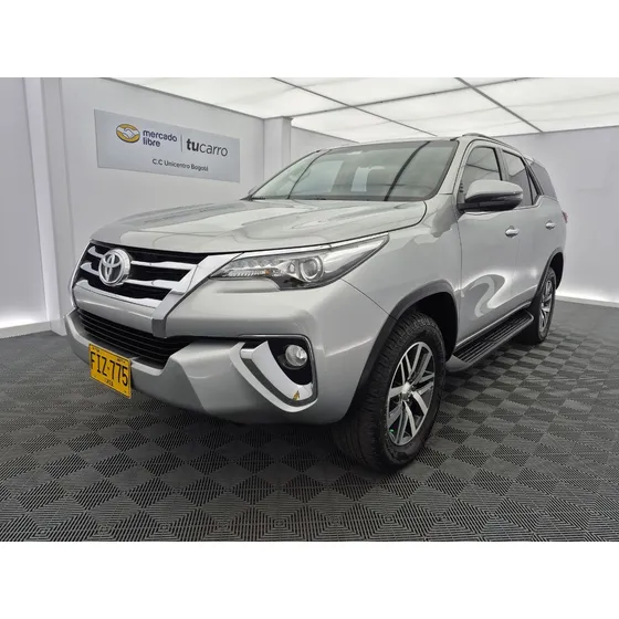 Fortuner 2026 Valor - Carros y Camionetas Toyota 2018 | TuCarro