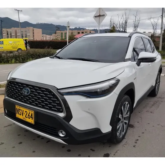Carros y Camionetas Toyota Corolla, híbrido 2024 | TuCarro