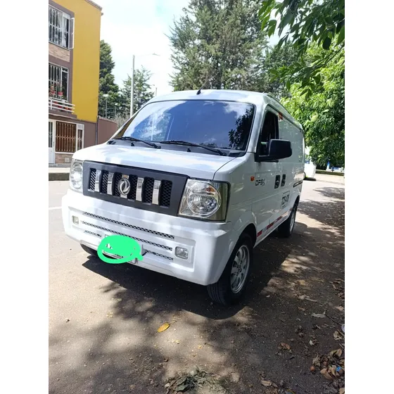 Hummer 2026 Precio - Carros y Camionetas Hummer | TuCarro