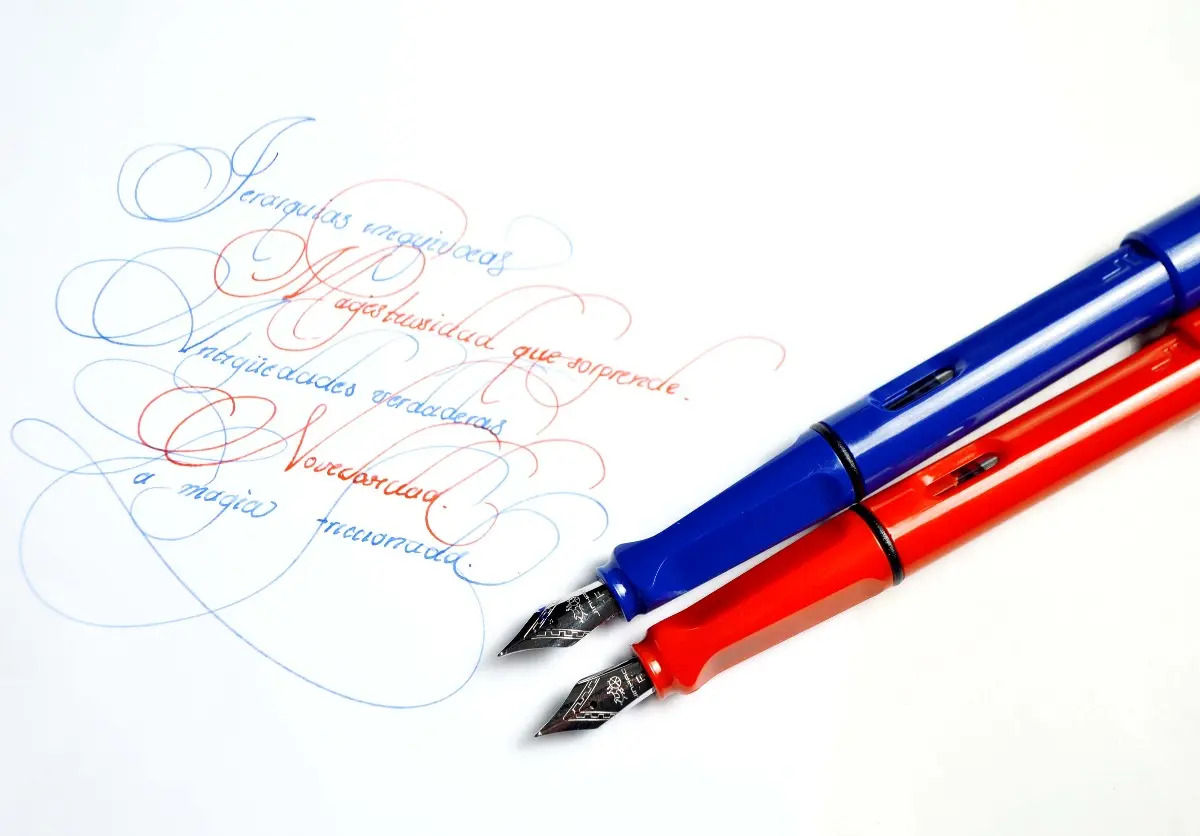 Plumas Fuente De Colores, Punta Fina. Recargables.tipo Lamy - $ 189.00 ...