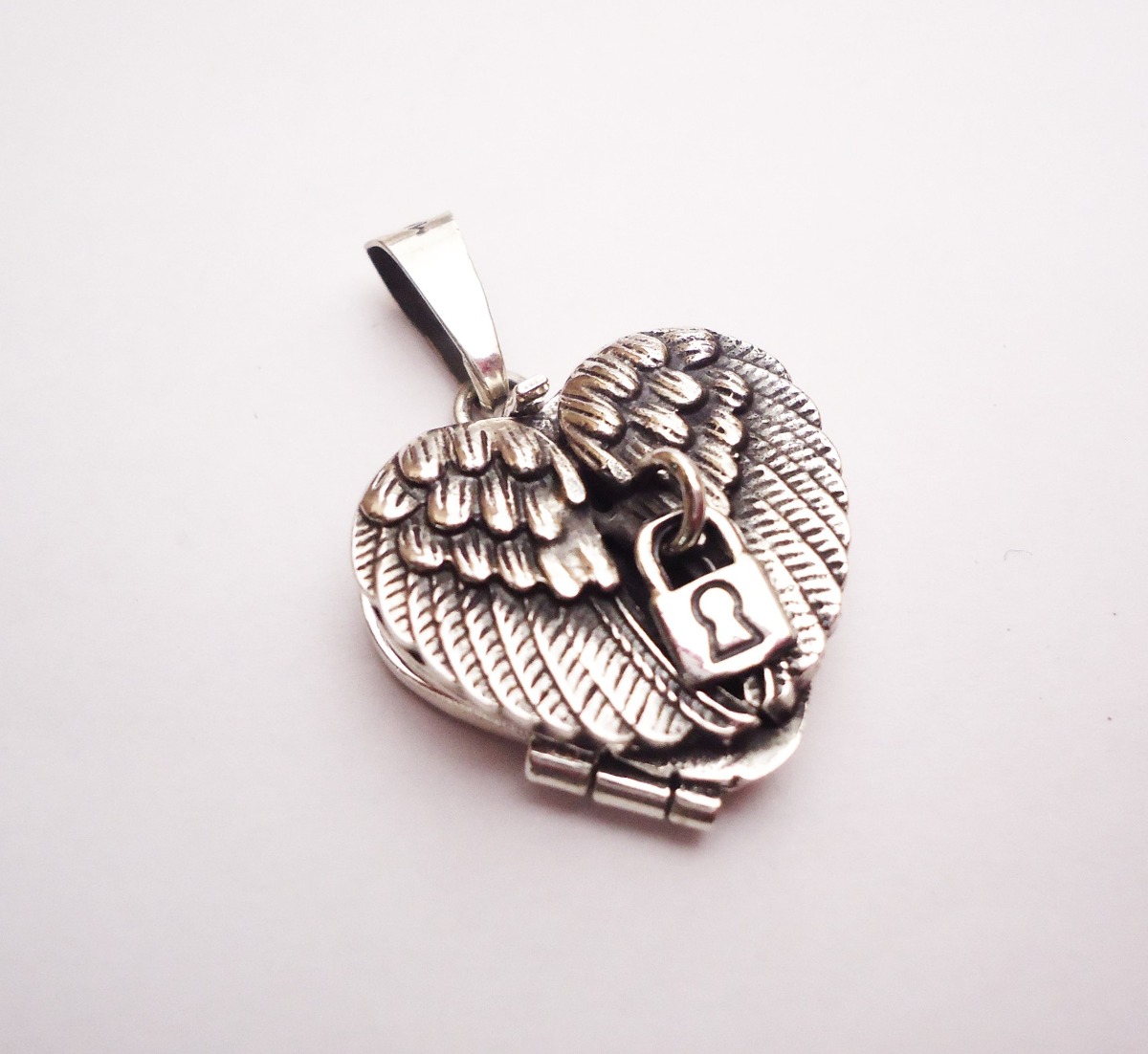 Relicario De Corazón Con Alas Dije De Plata.925 Toledo.925 - $ 801.18 ... Relicario De Corazón Con Alas Dije De Plata.925 Toledo.925 - $ 801.18 ...